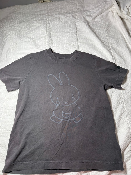 Uniqlo | Tops | Miffy Gray Bunny Outline Short Sleeve Tee | Poshmark